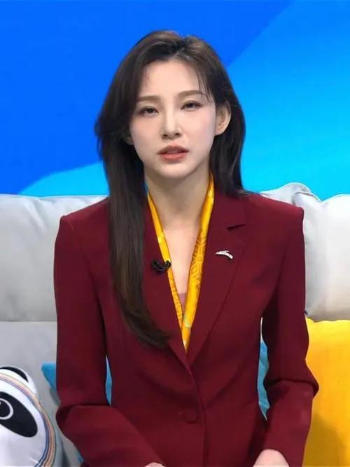 CCTV beauty host Ma Fanshu - iMedia