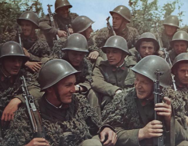 Bunker country Albania: Angered that China and the Soviet Union were ...