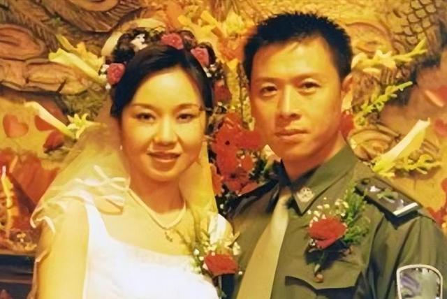 Zou Wei and Yan Ni have been divorced for 19 years. He remarried and had children and was happy ...
