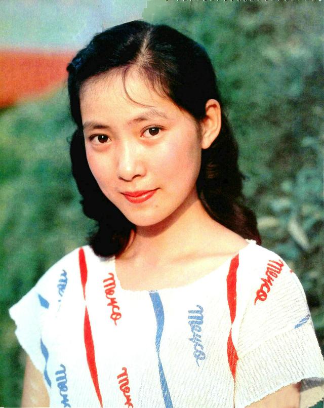 Shen Danping: The first female star to marry a foreigner, now a happy ...