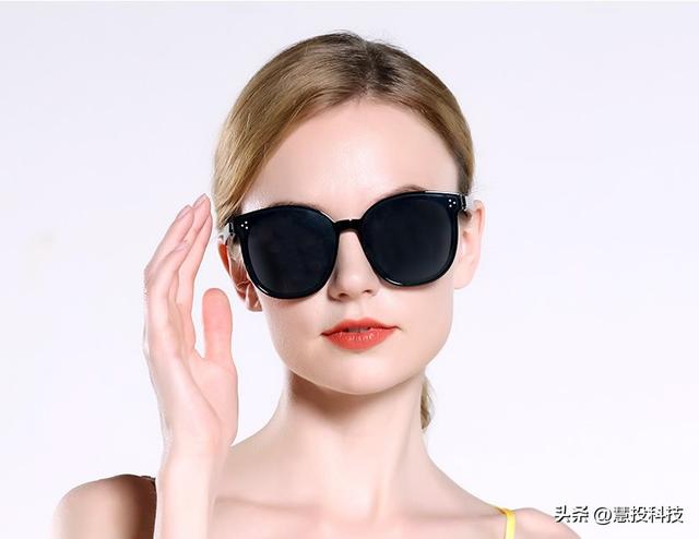 Comparison of smart glasses and ordinary glasses - iMedia