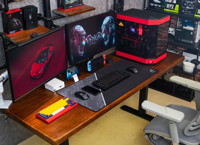HYTE Y60 sea view room chassis: red and black color matching takes you ...