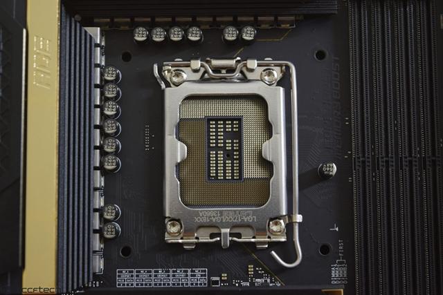 Intel's 14th/15th generation Core desktop processors will use the LGA ...