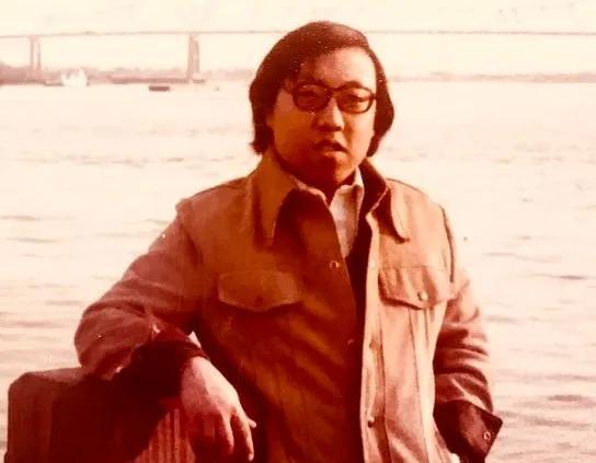 Appreciation and Analysis of Fat Man Yang Shouming's Poems and Books ...