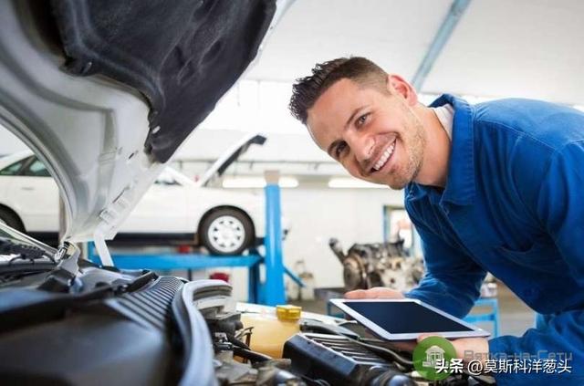 Russian AI is not bad! Listen to the voice and do auto repair like a ...