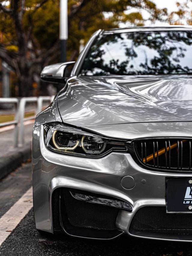 BMW 3 series LB color changing film liquid metal silver, looks advanced ...