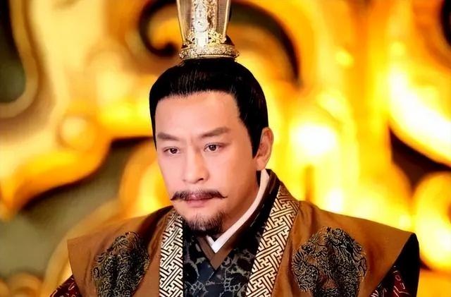 The emperor fled, the minister: burn all the food!Emperor: Never burn ...