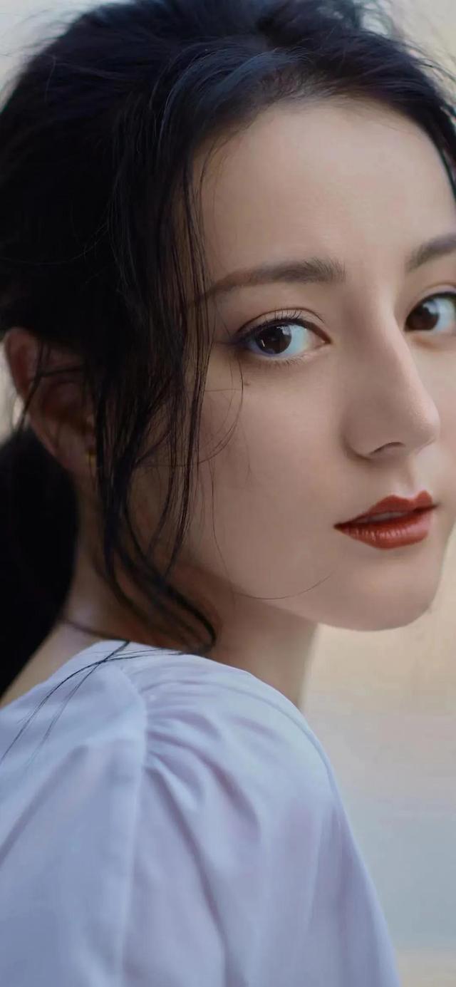 Dilraba wallpaper - iMedia