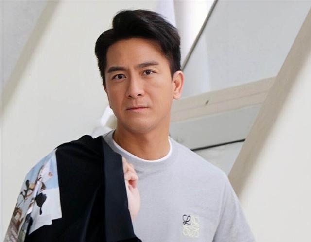 A well-known TVB actor refused to film a kissing scene after marriage ...