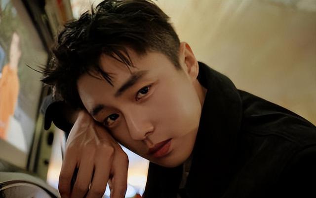 Ouyang Nana's suspected relationship was exposed, netizens picked up more details, and the two ...