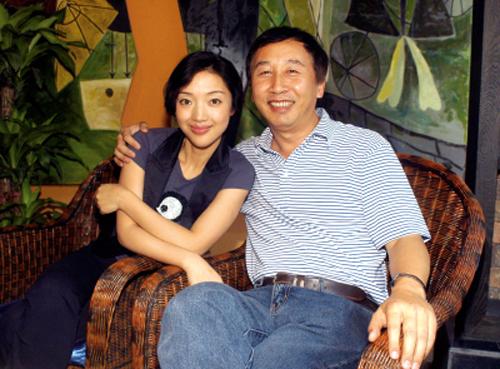 Famous director Feng Xiaoning: Remarried to marry Liu Xiaowei, why did his wife call him a ...