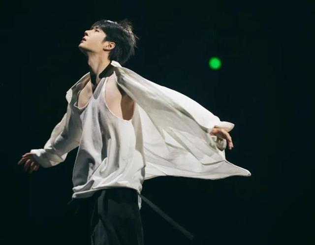 Wang Yibo, the child who always pursues the light (graphic) - iMedia