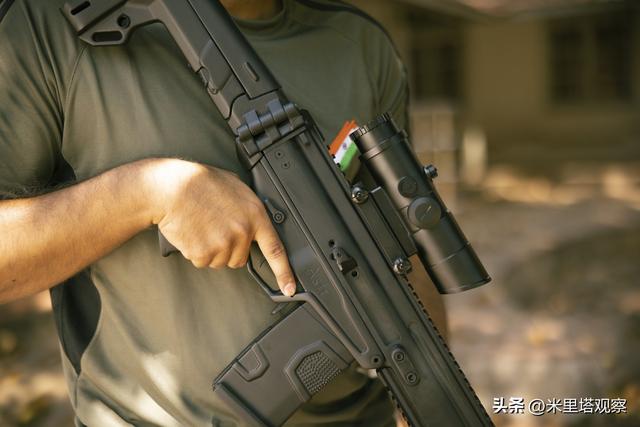 Indian Indra Modular Assault Rifle - iMedia