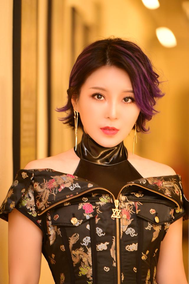 Mingyang Entertainment—Beauty Star—Cui Zige - iMedia