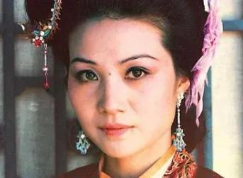 Character Analysis in "A Dream of Red Mansions": The similarities ...