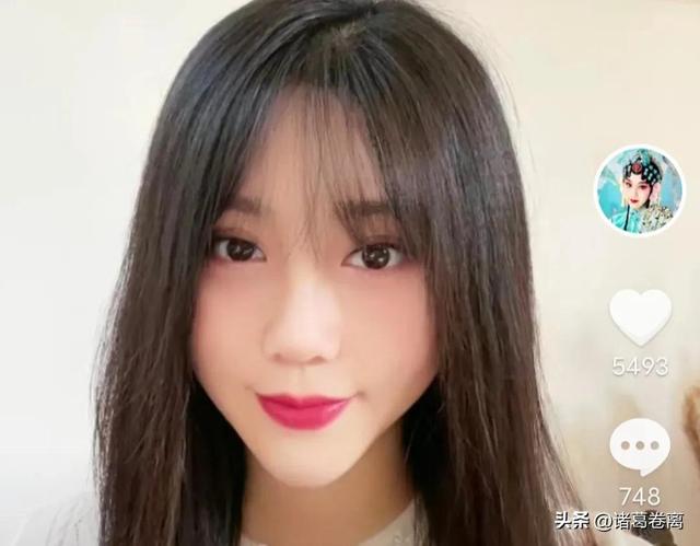 After a year, Peking opera actor Wang Mengting came back, and netizens shouted to Guo Degang ...