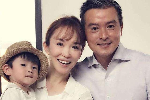 Singapore's first beauty Fan Wenfang and her husband have been married ...