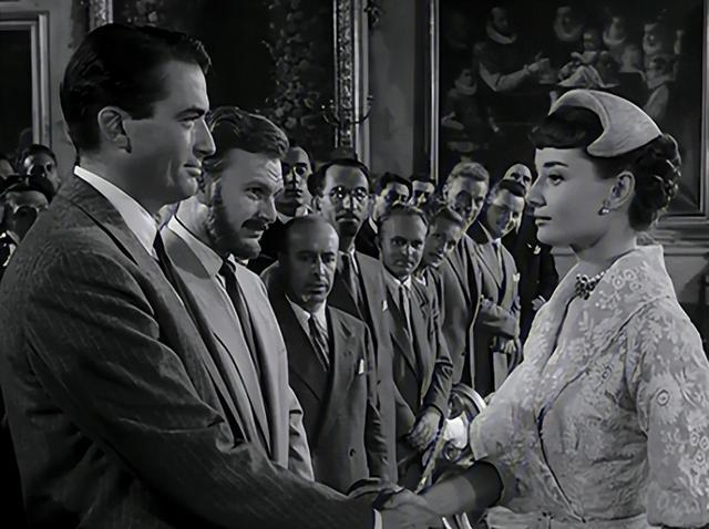 The growth of the characters in "Roman Holiday", the composition of the ...