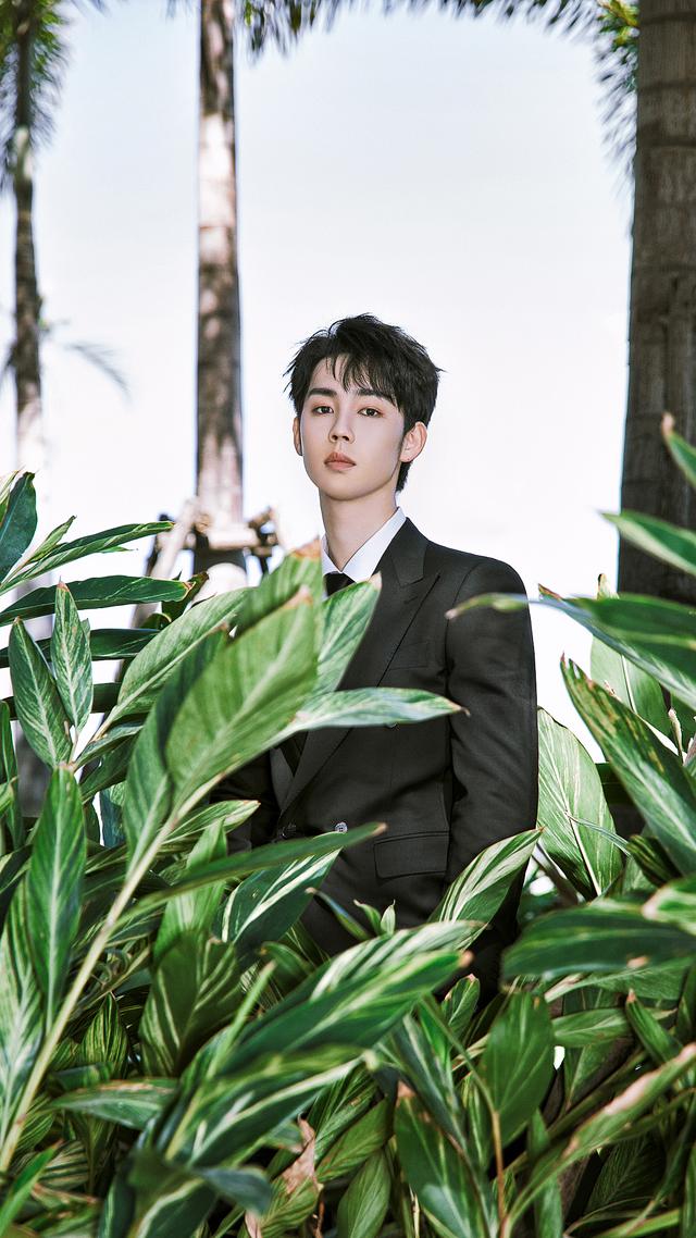 Yu Feifan was invited to the Golden Rooster Closing Ceremony and ...