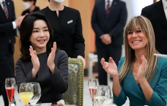 The first lady of South Korea does not stop!Another big state banquet ...