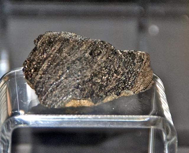 Why are countries all over the world interested in Martian rocks? What ...