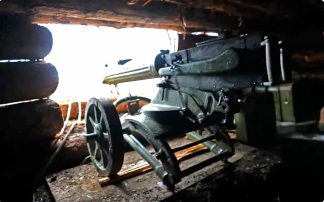 Ukrainian Army Uses 19th-Century Machine Guns Against Russia in Bakhmut ...