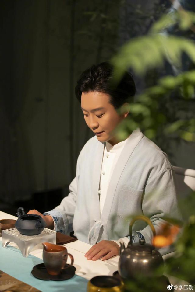 Li Yugang: The 26 years of my debut have been bumpy and I have lost two close relatives ...