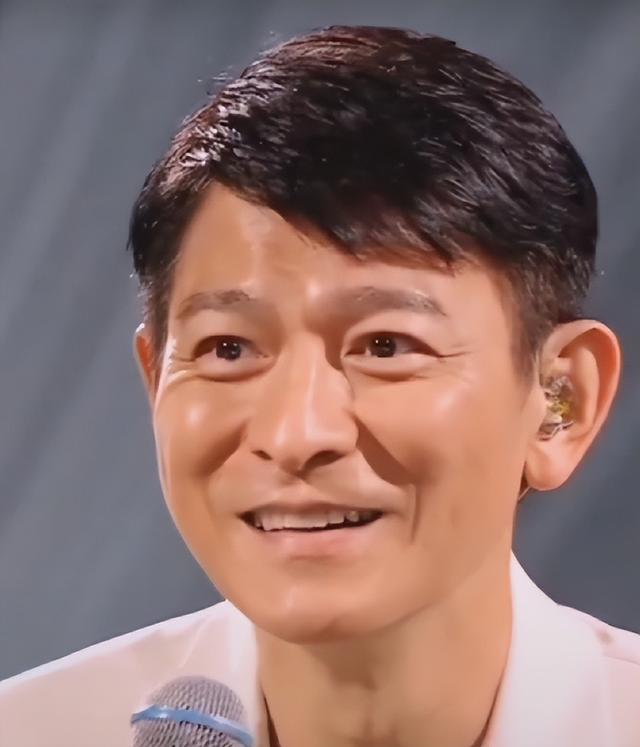 Well-known Internet celebrity talks about 350 million people watching ...