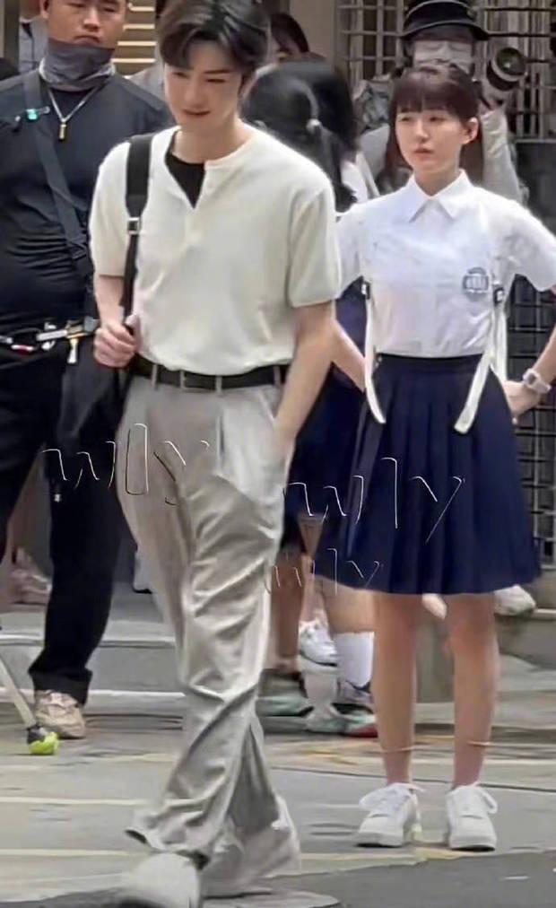 Zhao Lusi and Chen Zheyuan's new drama Reuters exposed, handsome boys ...