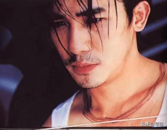 Liang Chaowei sharpened his sword for ten years, the last sword ...