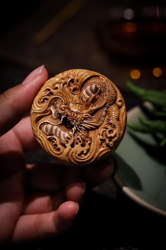 Mammoth Antique | Dragon Handle - iMedia