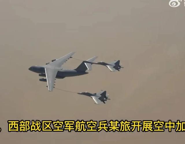 The Y-20 tanker refuels the J-16, improving the shortcomings of the PLA ...