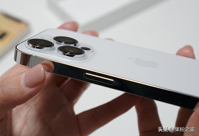 The main camera of iPhone 15 Pro is upgraded, bigger and thicker~ - iMedia