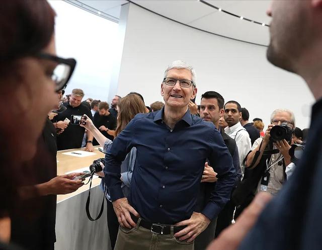 After visiting China, Cook suddenly changed his face. Foreign media ...