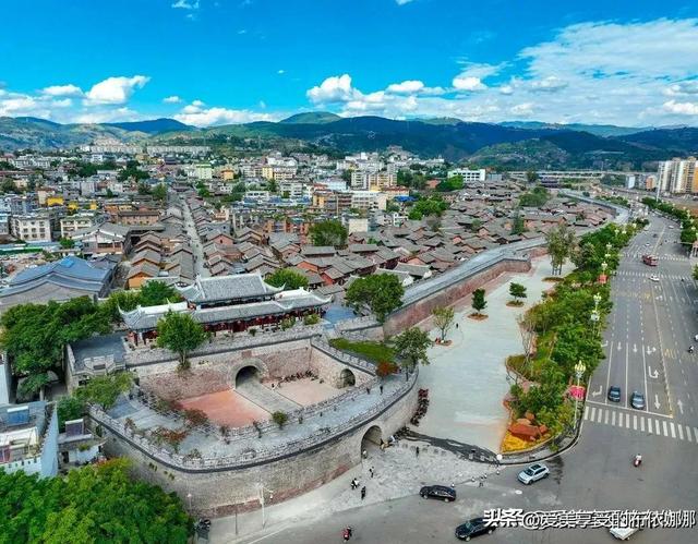Congratulations—Jianchang Ancient City won the National 4A Tourist ...