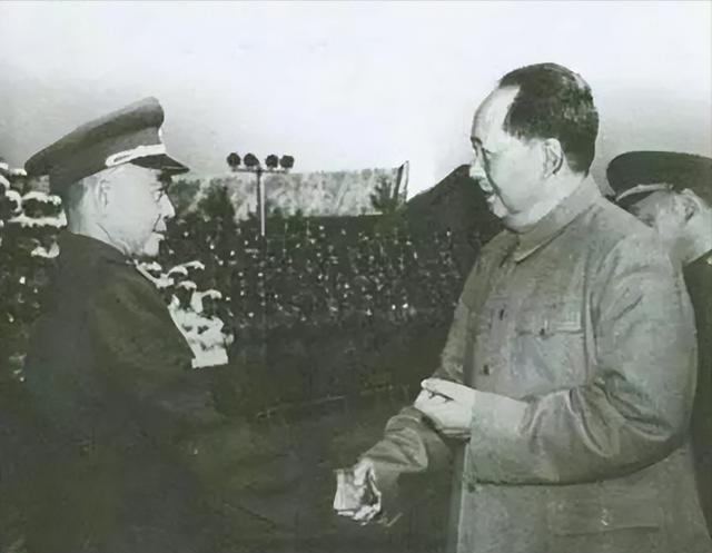 In 1941, Chiang Kai-shek was furious when he saw the tattered clothes ...