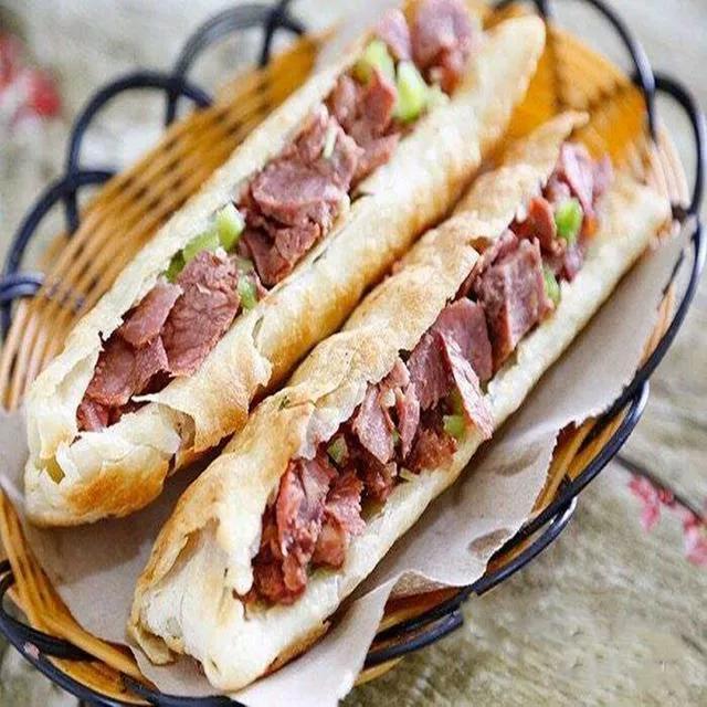 The 70-year-old master teaches you how to cook donkey meat, and the ...