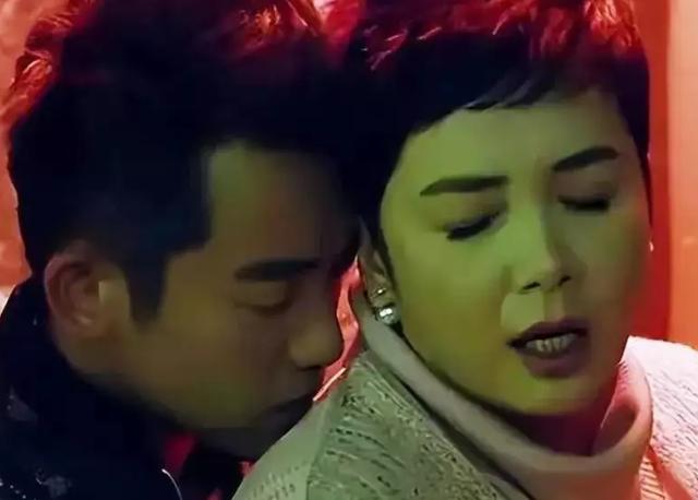 49-year-old Jiang Wenli and 36-year-old Ming Dao staged a sister ...