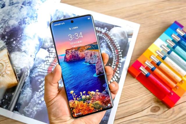Honor's new phone exposed, 144Hz + 200 million pixels, Dimensity 9100 ...
