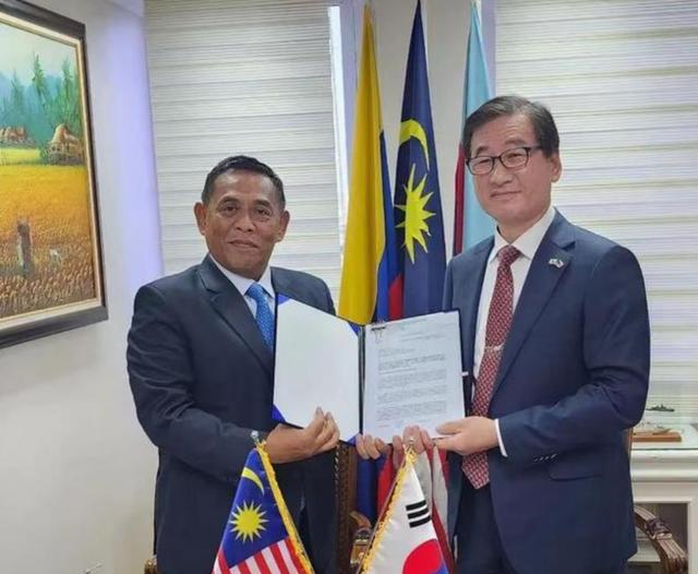 Slap in the face! Why did the "Glorious" fighter that the Indian media ...