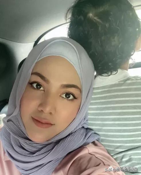 Malaysia's “national treasure” singer Sheila has filed for divorce from ...