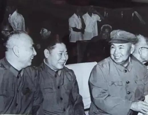 Knowing that the founding lieutenant general was passing through ...