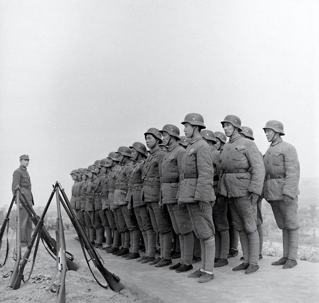 The annihilation of the new army: Sun Liren's memories in his later ...