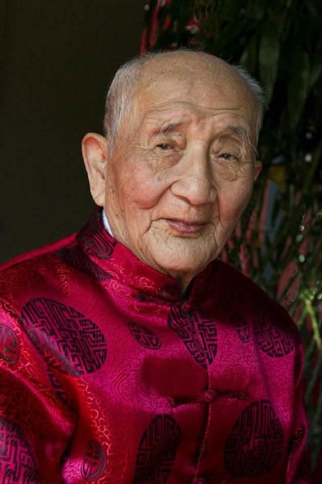 Imperial doctor Ying Liepeng in the late Qing Dynasty: serving Puyi for ...