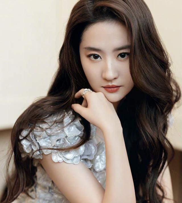 Ma Sichun, Liu Yifei, Zhai Zilu, Ariel Lin, Hu Lianxin - iMedia