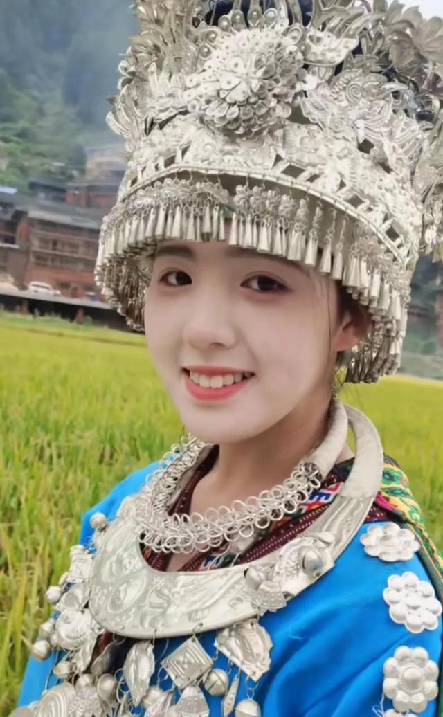 It was revealed that Dong Yuhui's Cuihua was still a student, and his ...