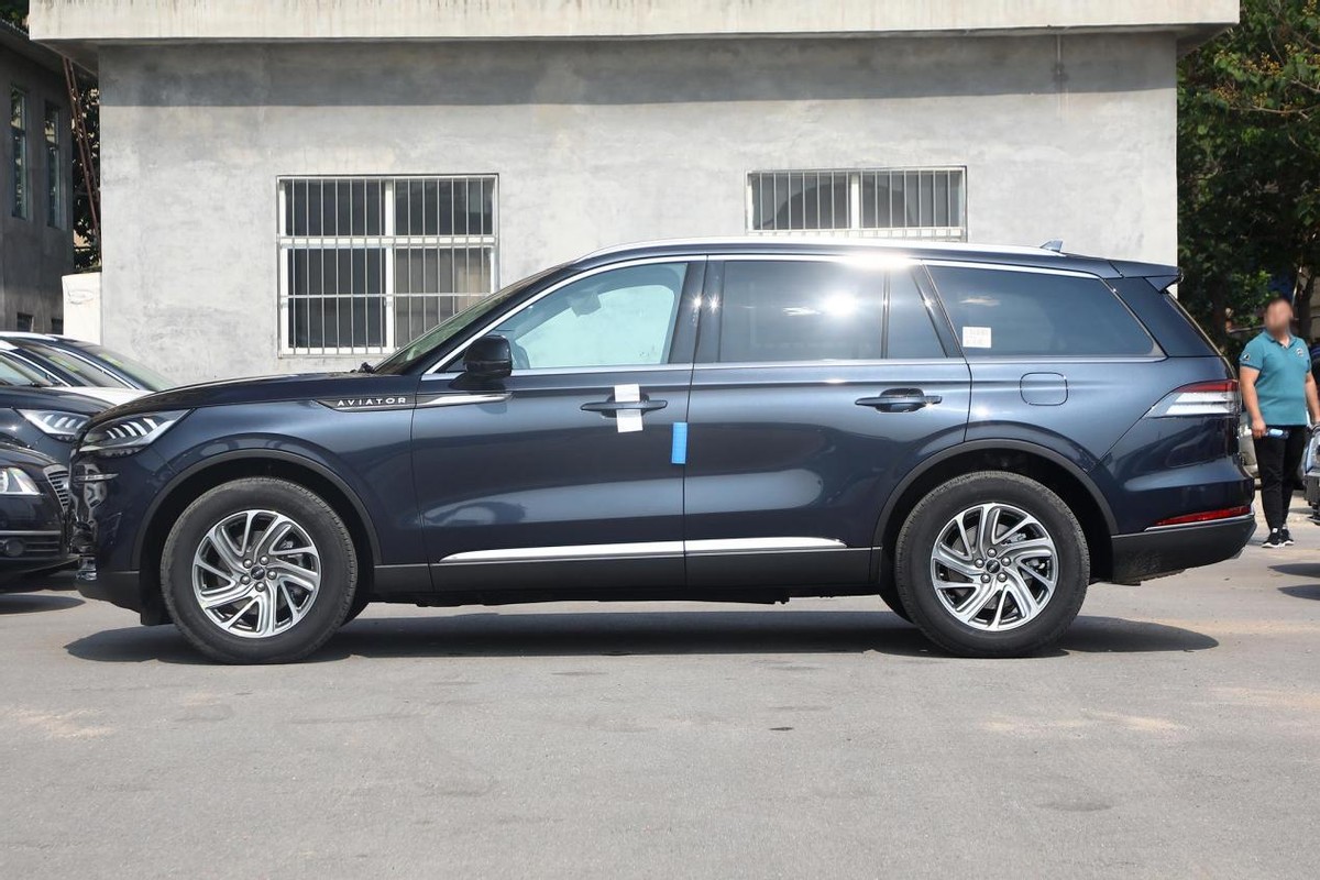 With 3.0T+10AT, it can drink No. 92 coarse grains, low-key and luxurious, is the pilot better ...