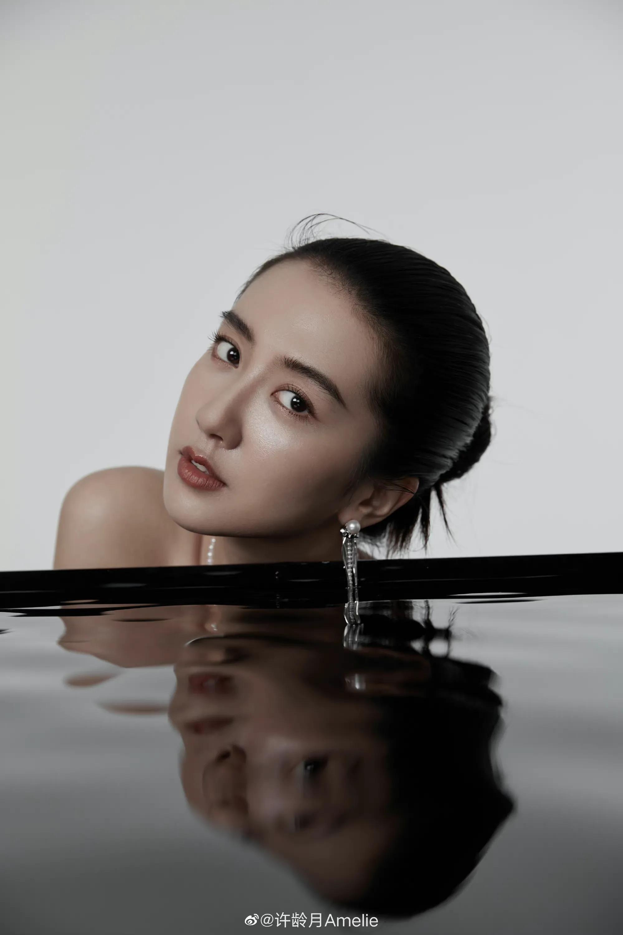Xu Lingyue's beautiful picture - iNEWS