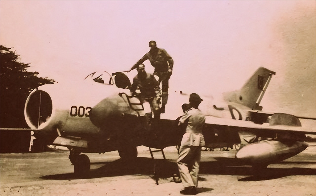 In 1979, Zambia purchased 12 J-6s, and later claimed that the contract ...