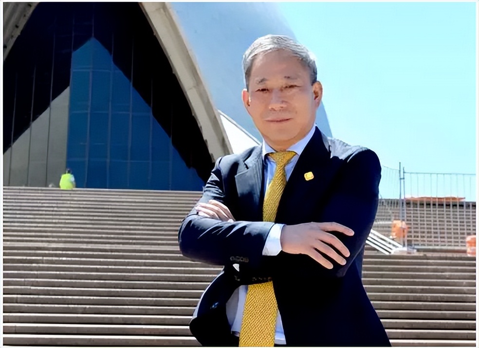 "China's Largest Contractor" Yan Jiehe: With hundreds of billions of ...